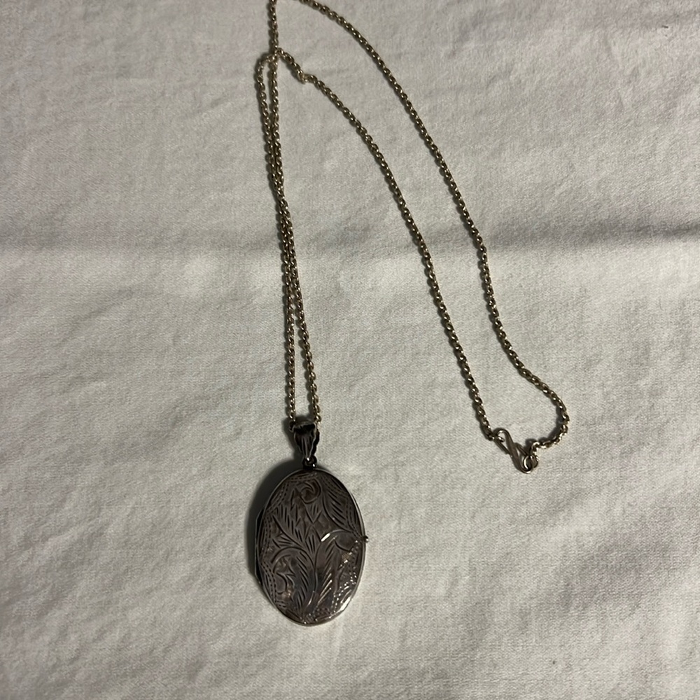 Antique Victorian Gothic Era Sterling Locket With Ste… - Gem